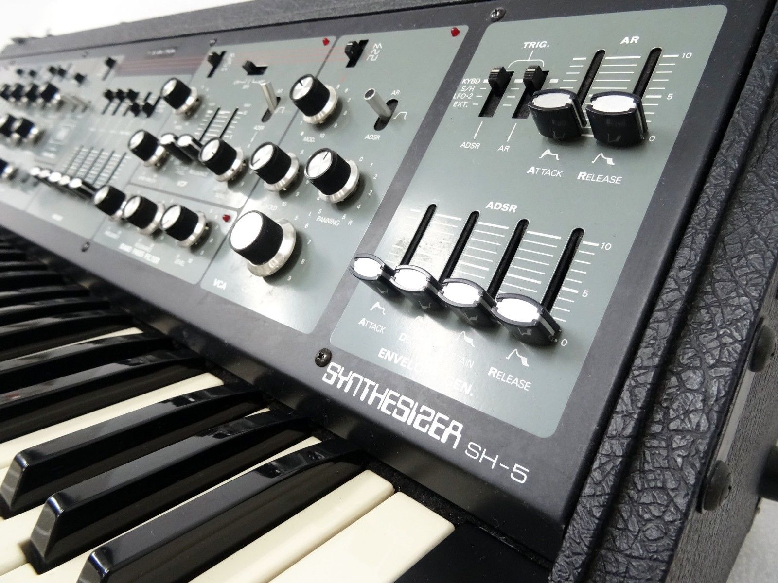 MATRIXSYNTH: Roland SH-5 Vintage Analog Synthesizer SN 480744