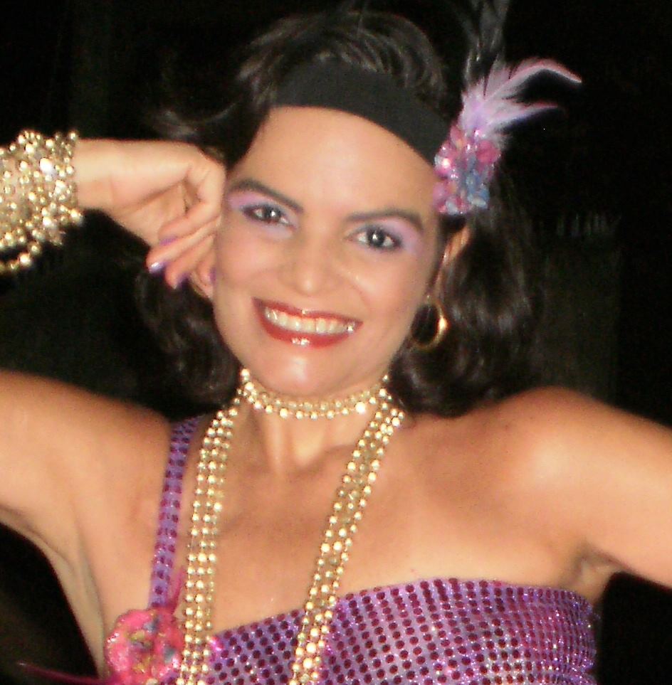 OPINIÃO TRIUNFO: O CHARME DE ANDRÉA PAIVA