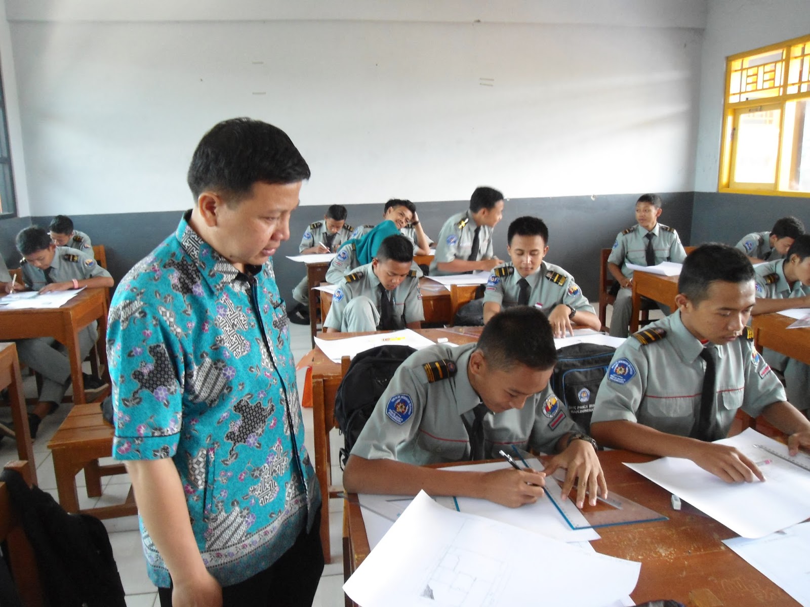 Media Pembelajaran Berbasis Internet-Media Online