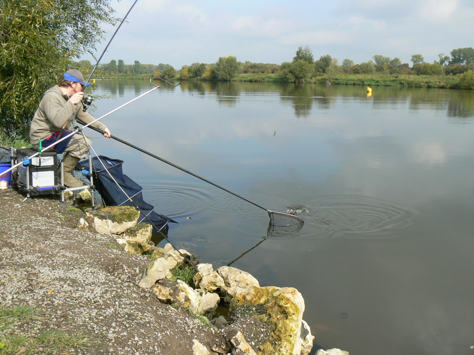 Pêcher en Meuse : soyez efficaces, pêchez au feeder !! - JNSpecimen ...