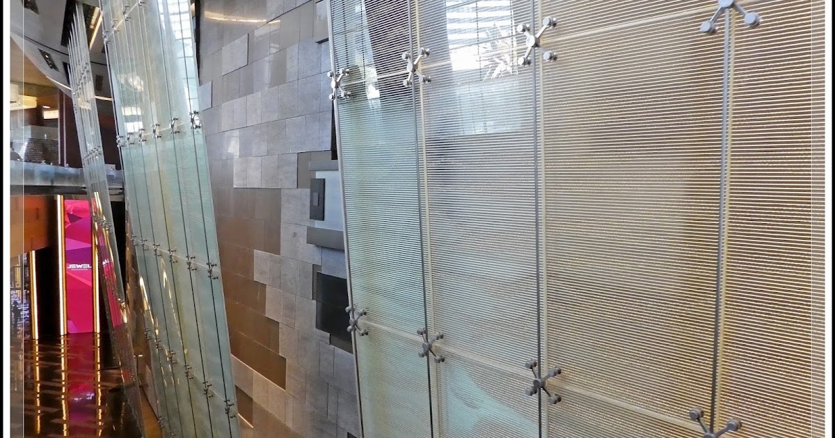 Ken's Photo Gallery: WET Design Installation "Latisse" at Aria