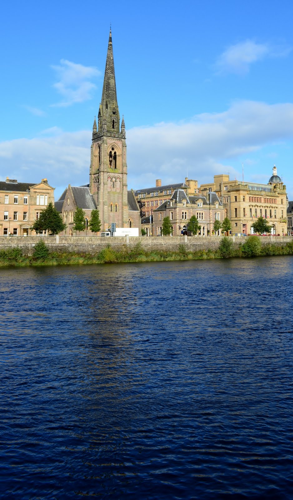 Tour Scotland: Tour Scotland Photographs River Tay Perth Perthshire ...