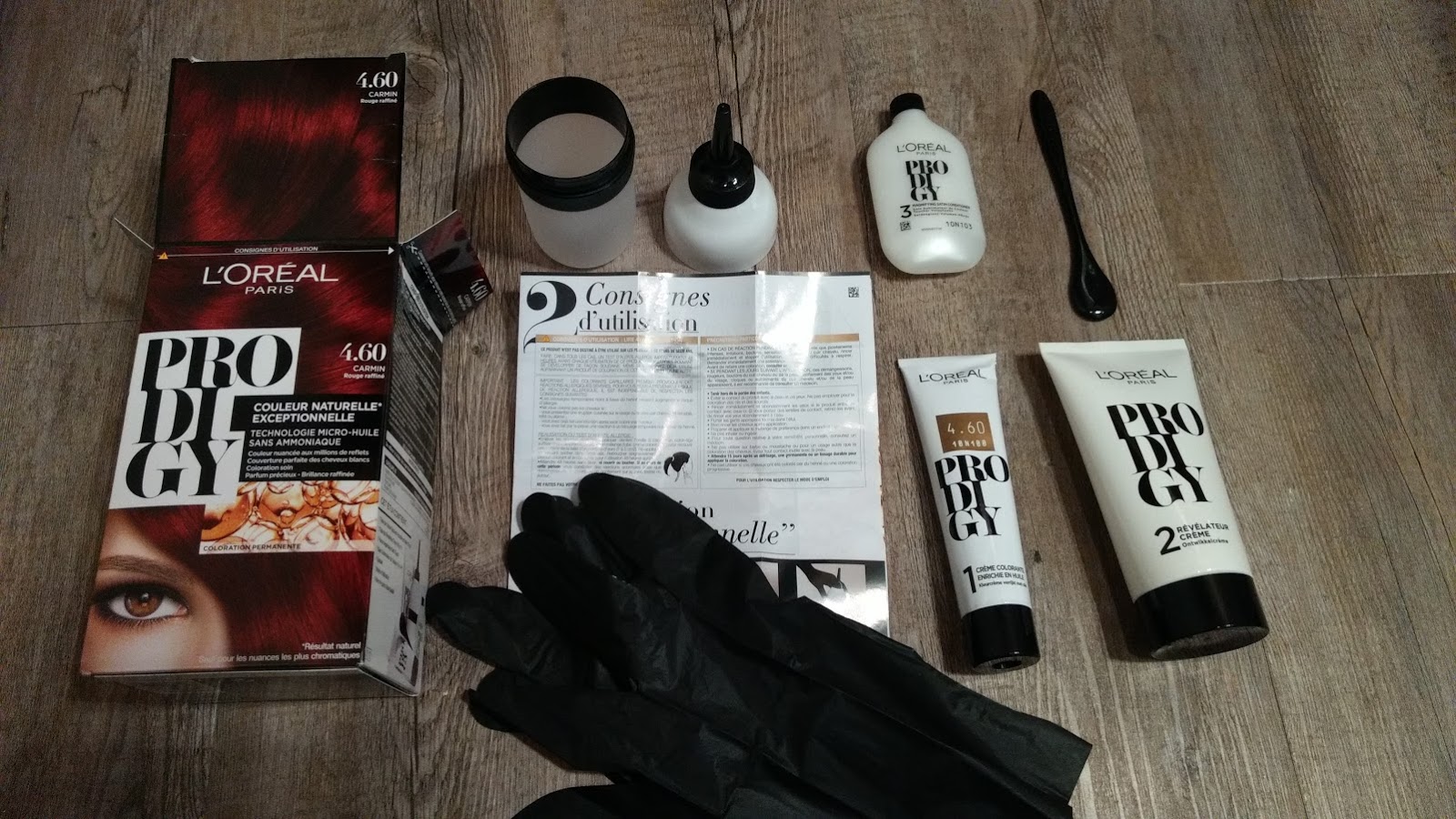 Test de la coloration "prodigy" de L'Oréal - rouge carmin 4.60 - Le ...