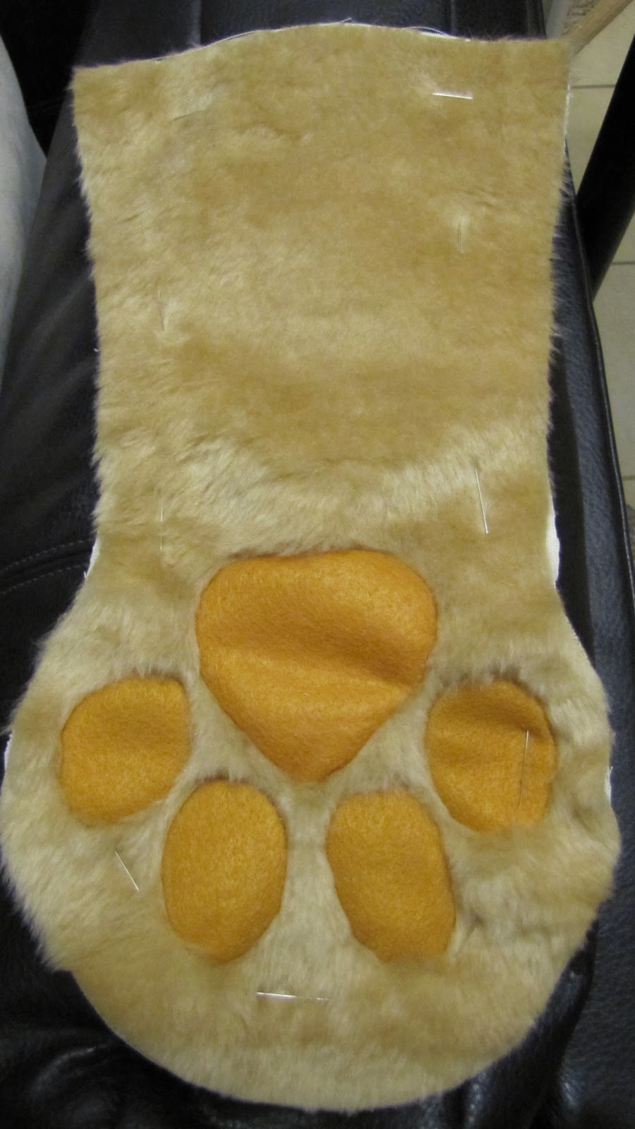 Adventures in DIY: Pet Paw Stocking