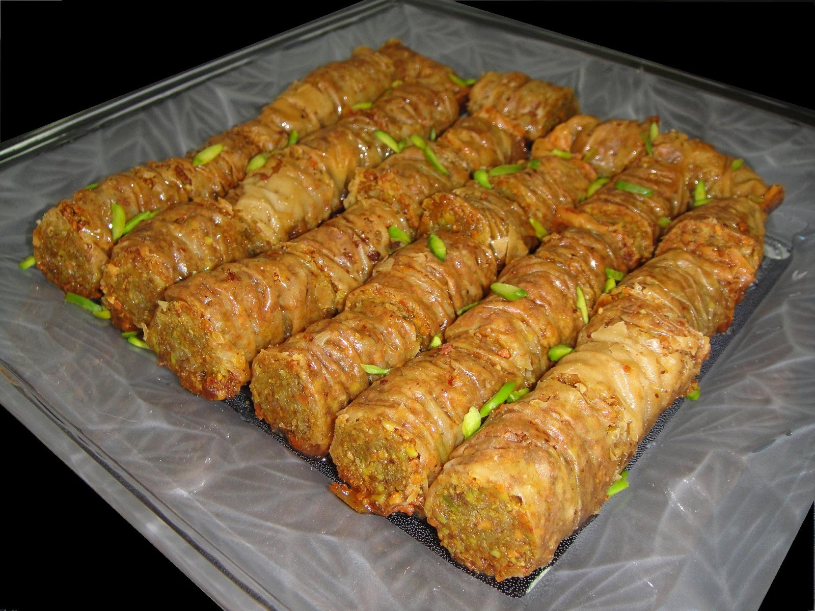 Maryam's Culinary Wonders: 320. Crinkled Baklawa Rods