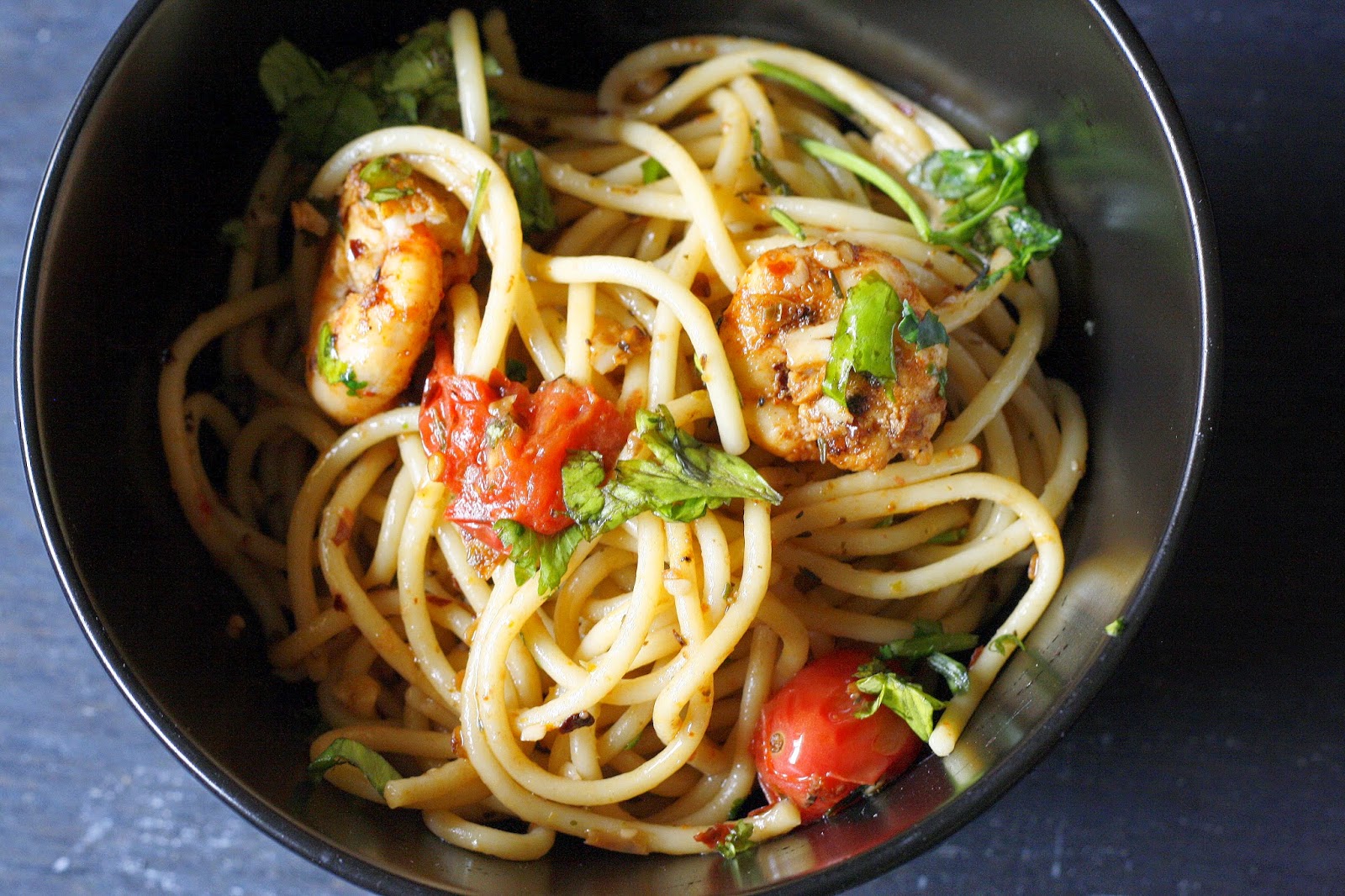 La Petit Chef: Spaghetti aglio-e-olio with shrimps