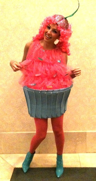 Majesty Bakes Cakes: SWEET Halloween Costumes