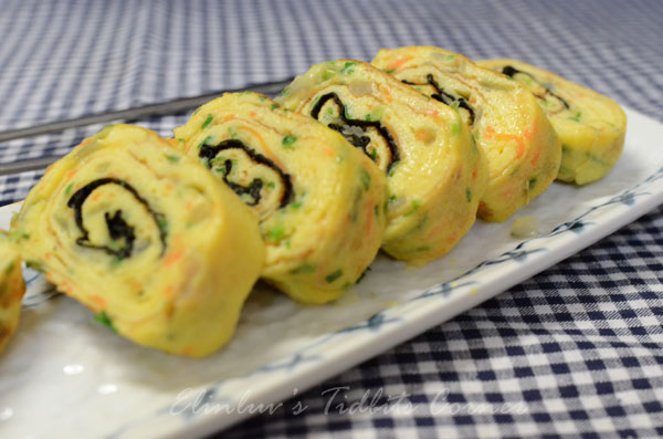 Elinluv's Tidbits Corner: Gyeran Mari - Korean Egg Roll With Nori Seaweed