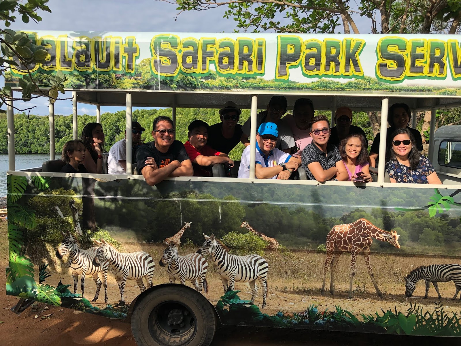 manuelimson: Philippines: Visit to Calauit Safari Park in Palawan