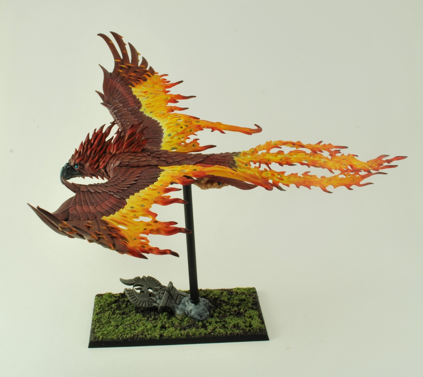 MiniKingdom: High Elf Phoenixes with better flight stands!