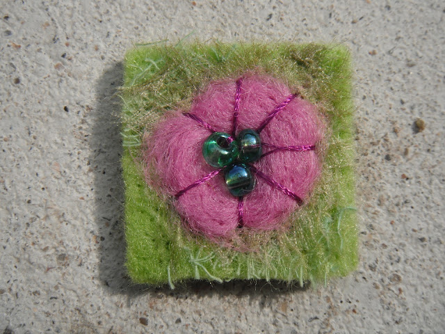 Dotty Textiles: Last of the Summer Inchies