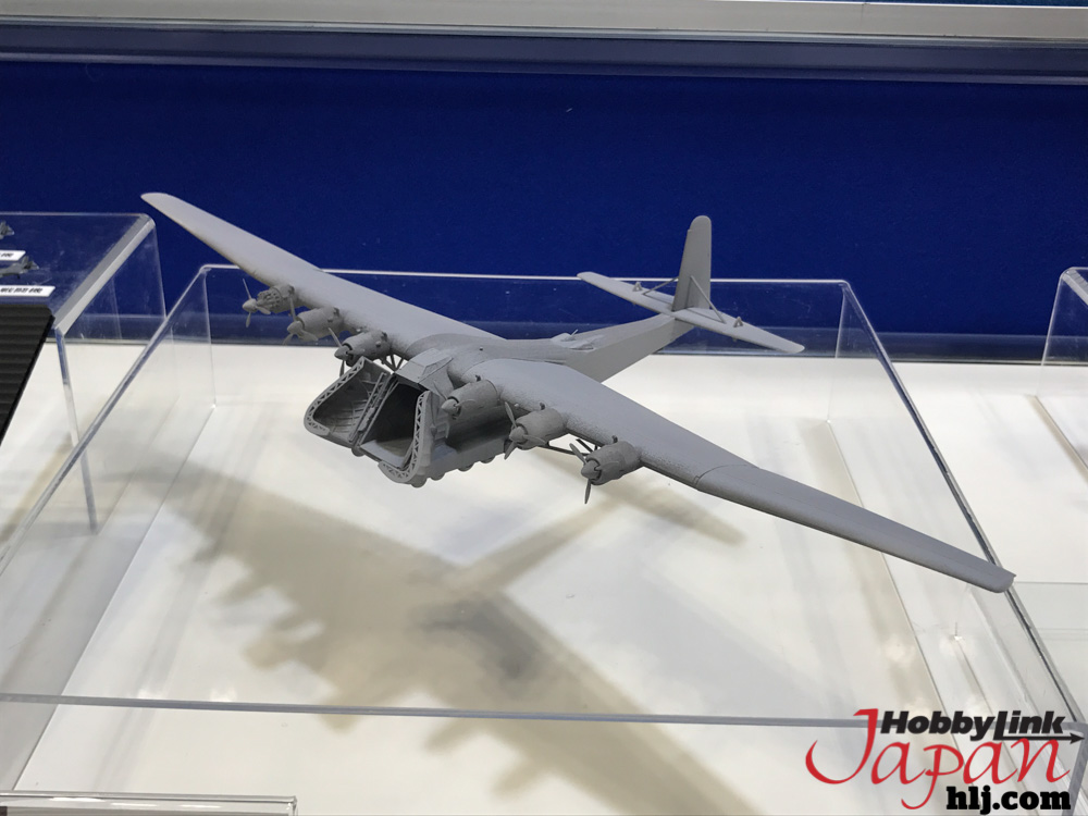 Kampfgruppe 1/144: 1/144 Messerschmitt Me-323 D-1 "Gigant" by Pit-Road