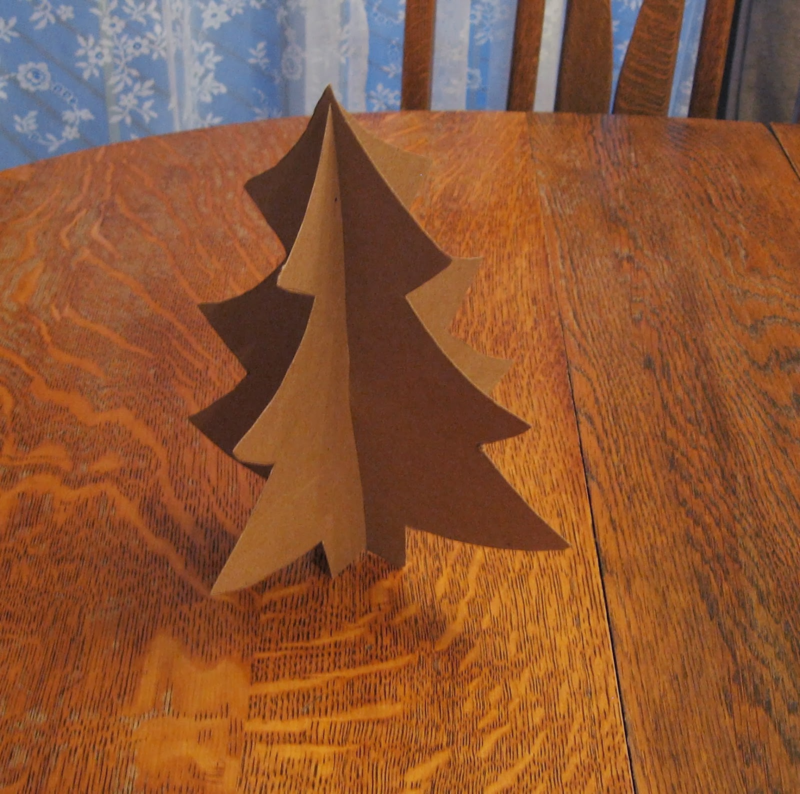 Almost Unschoolers: Simple Christmas Craft - 3D Cardboard Christmas Trees
