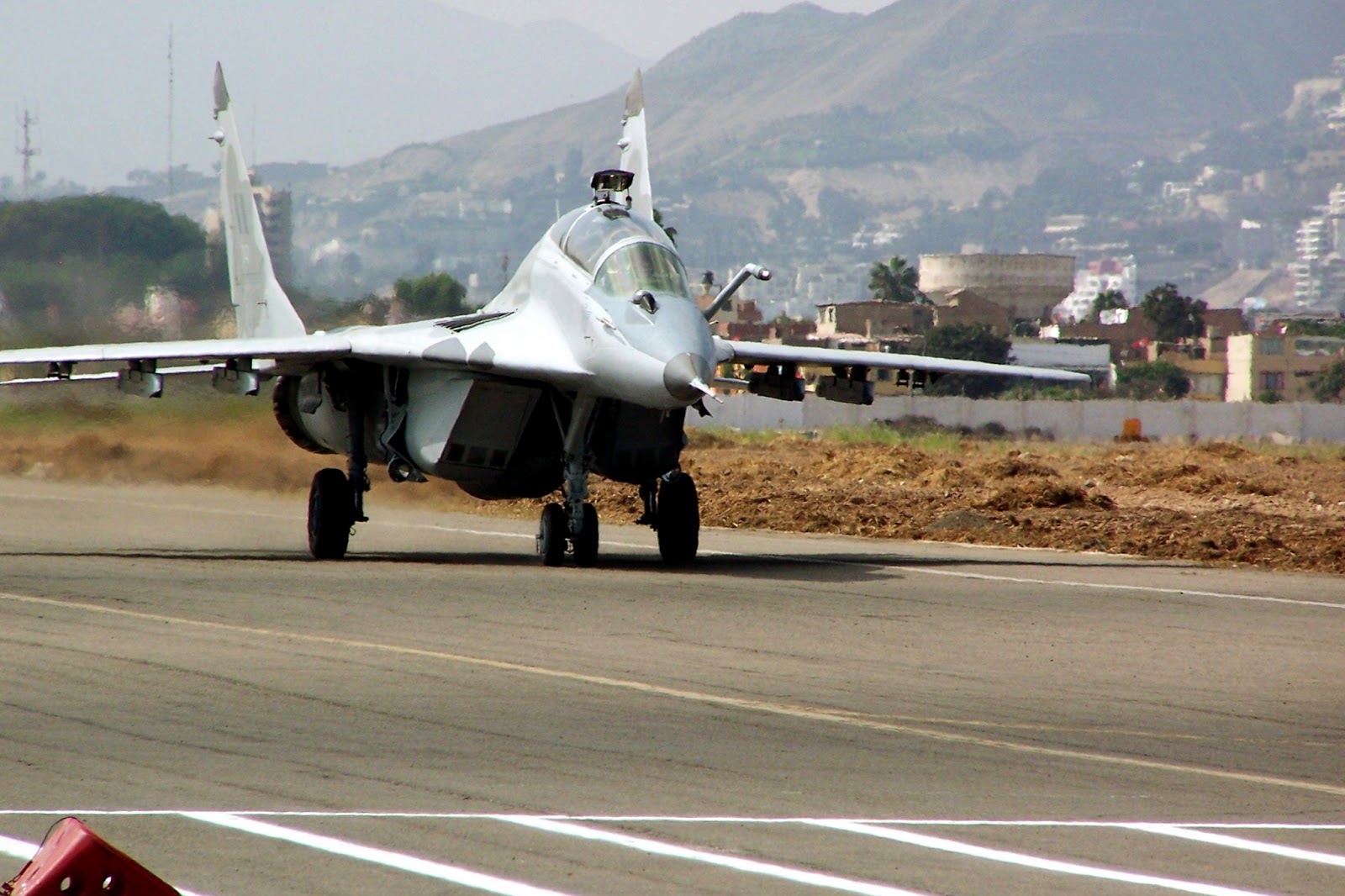 Defensa Militar: La Fuerza Aérea del Perú modernizará segundo lote de ...