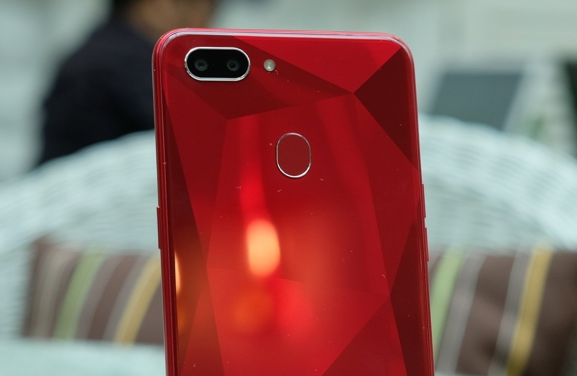 REALME 2, MURAH NAMUN CANGGIH - Situs Review Hp