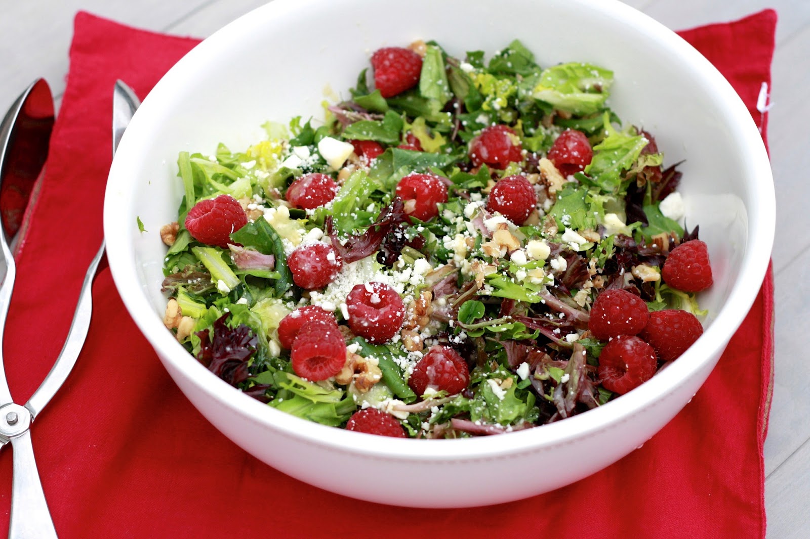 Do you have a favorite salad that features fruit?!
