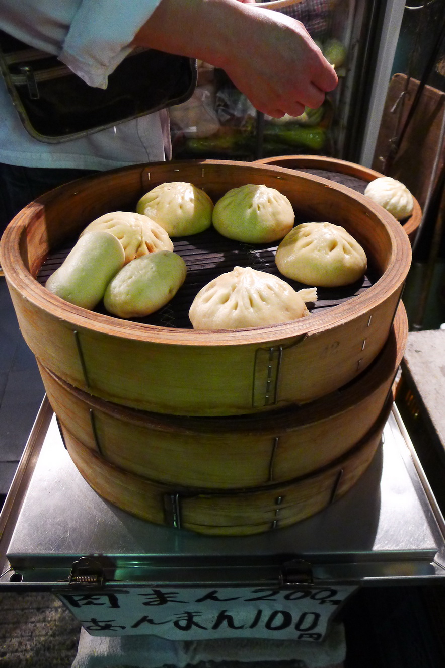 Tokyo Belly: KABUKICHO: Gyokuran... THE place for great Chinese Steamed ...