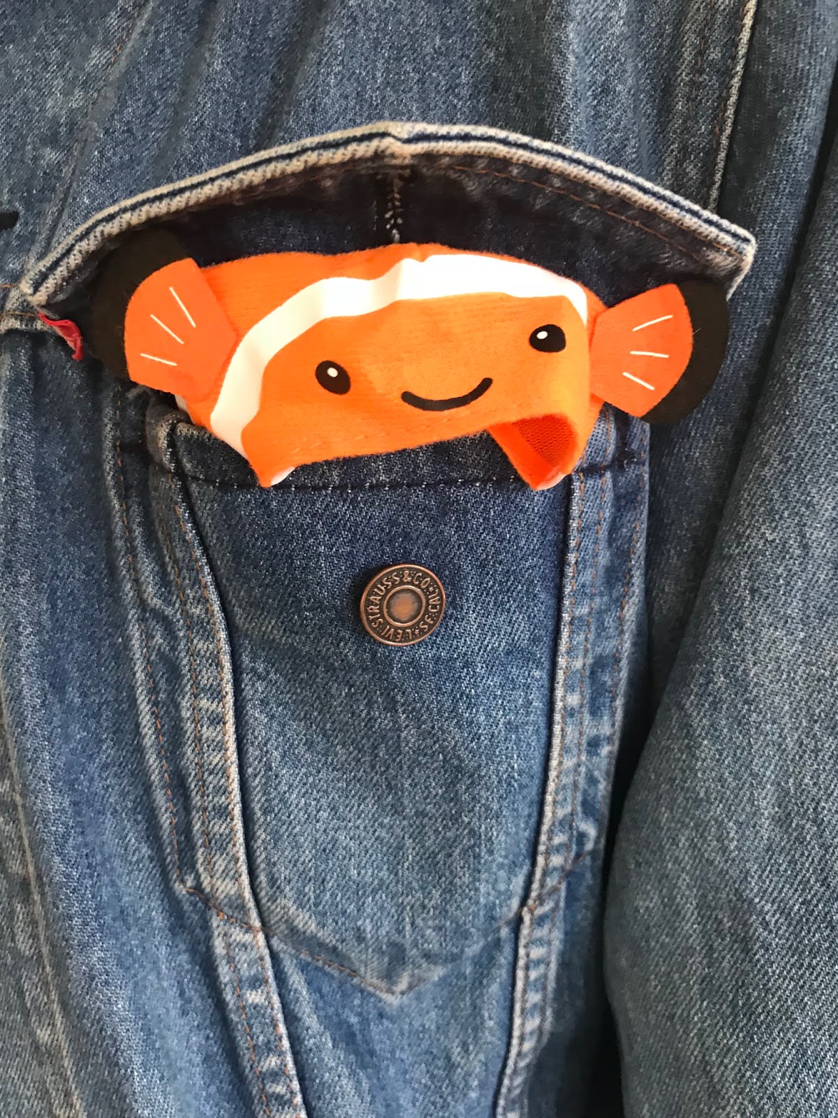 Fashion Update - Flash the Fish Pocketchief - - Show Me The Treasure
