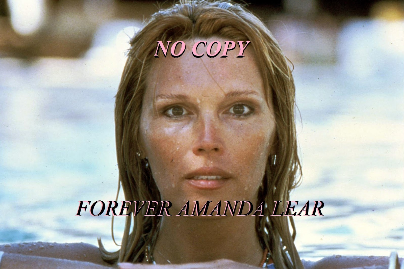 Amanda Lear Forever Amanda Lear: Amanda Lear bati­fole avec son nouveau ...