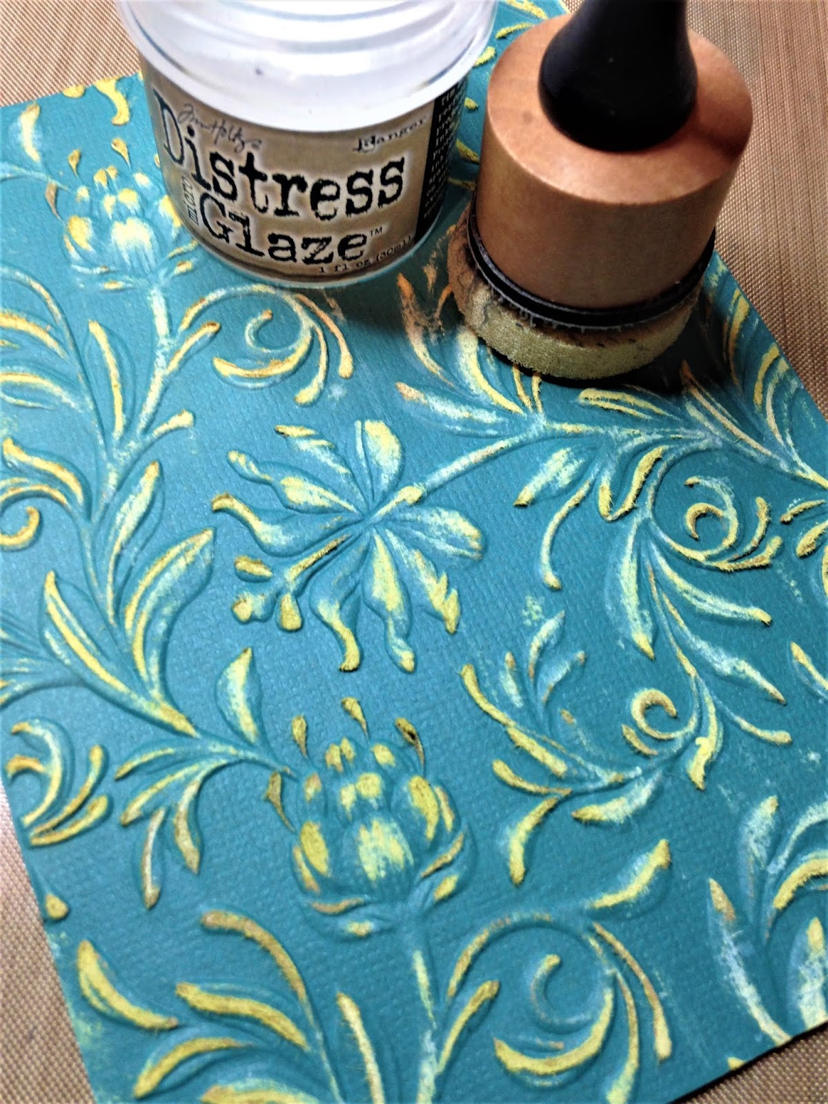 sarascloset: Playing With Tim Holtz Botanical 3D Embossing and Distress ...