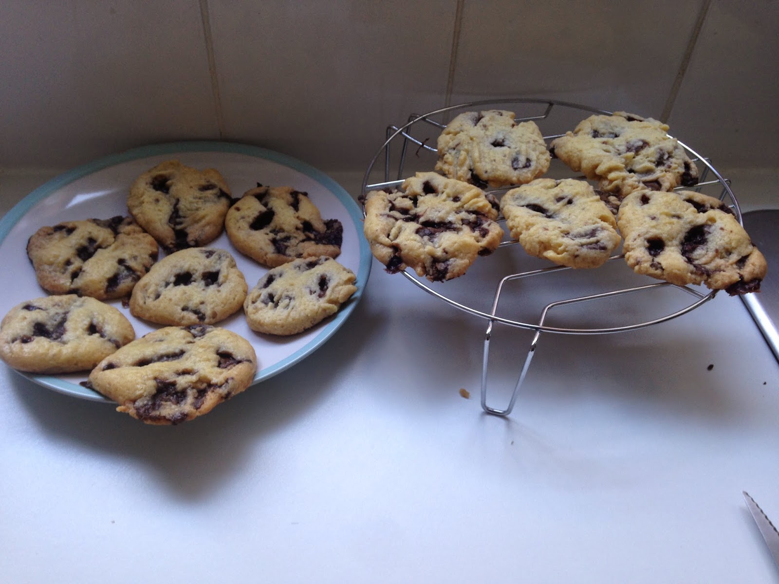 Kelsie Border: DIY ; Chocolate Chunk Biscuits