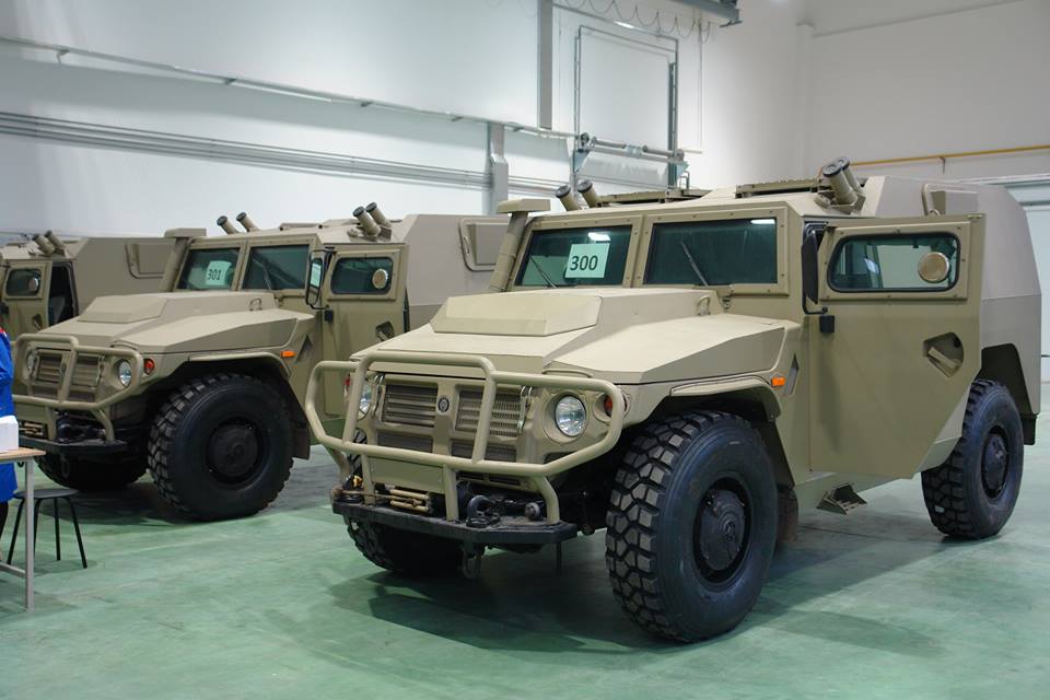 WARFARE Blog: GORKOVSKY AVTOMOBILNY ZAVOD 233114 TIGR -M 4X4. O "jeep ...