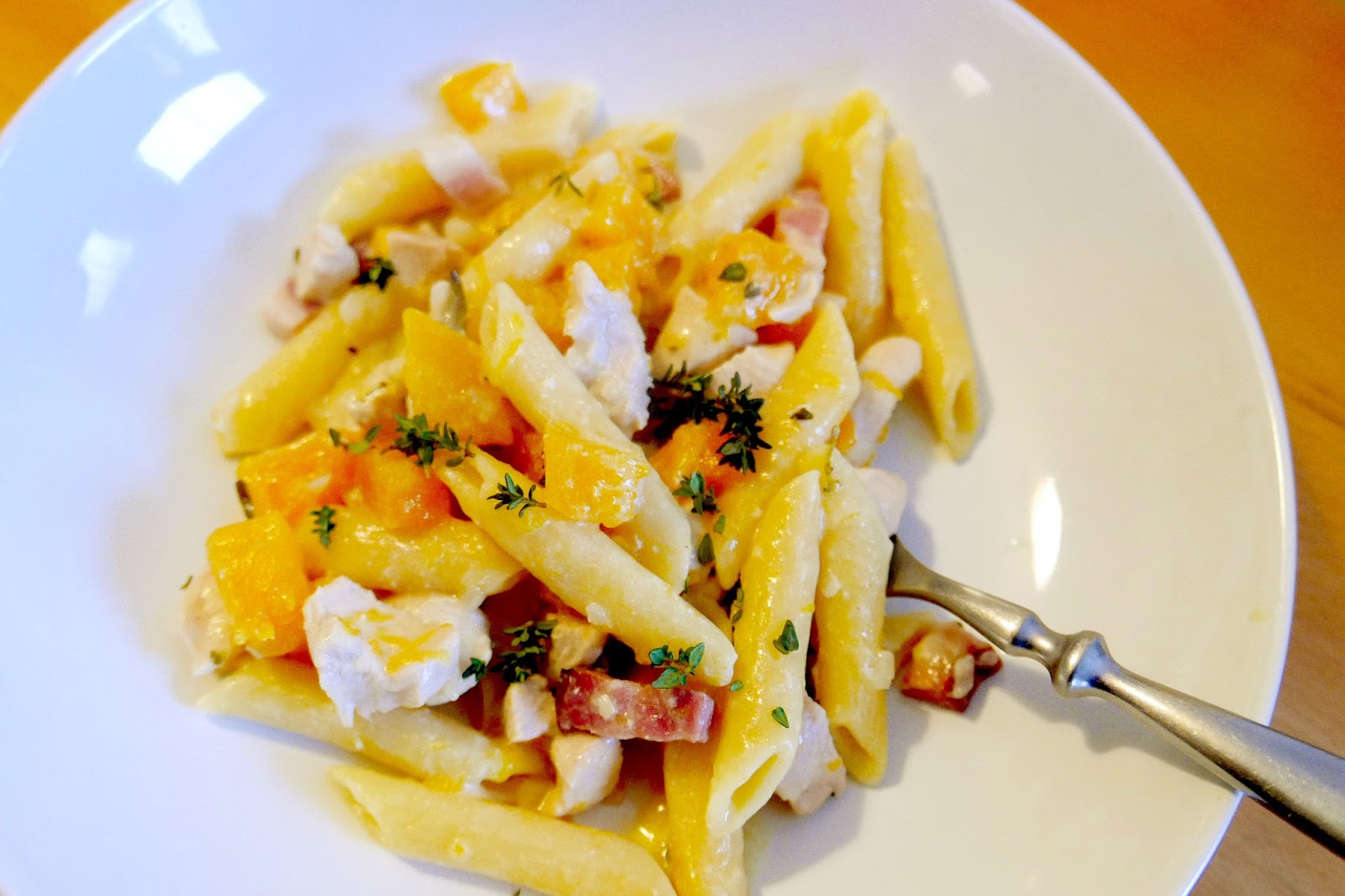 Aux petits oignons: One pot pasta poulet potiron