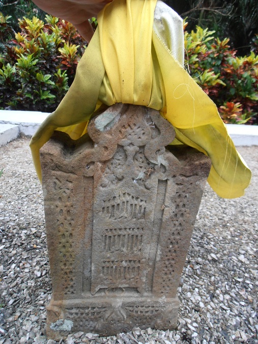 SENI LAMA MELAYU (MALAY OLDEN ART): Batu nesan Aceh di makam Sultan ...