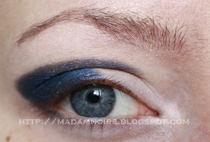 Madam Noire Makeup Studio: Tutorial: Deep blue sea
