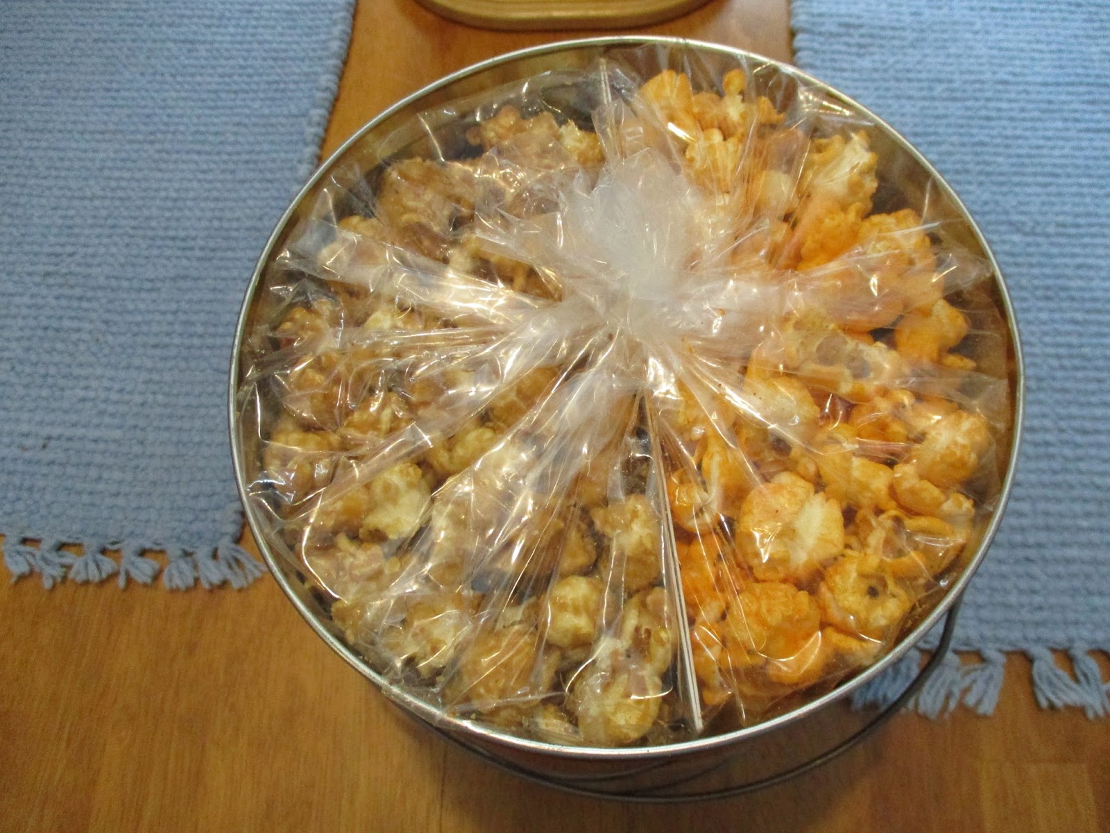 Missy's Product Reviews : His & Hers Popcorn Tin From ...