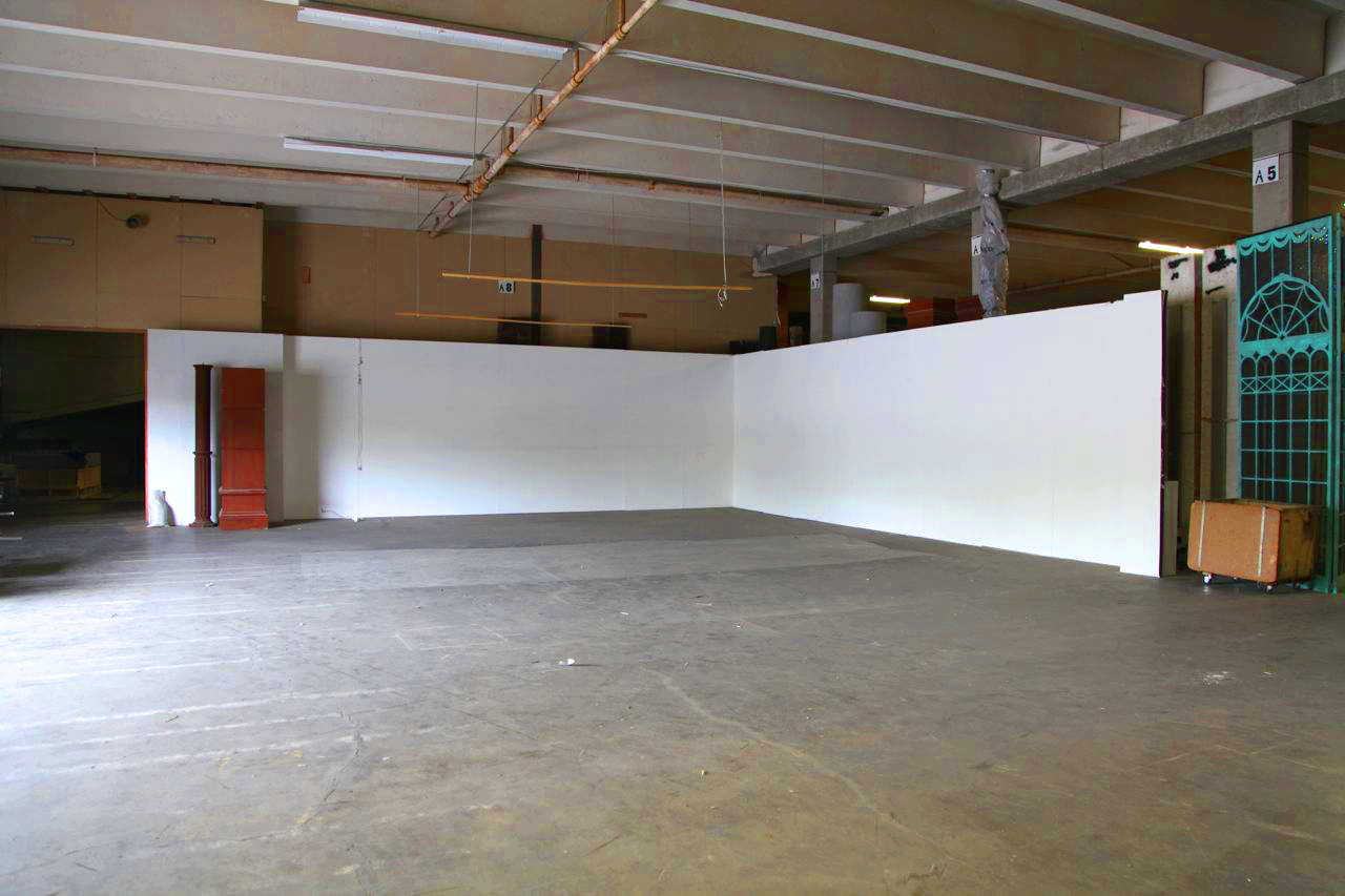 KEYSTONE ART SPACE: KEYSTONE warehouse available for filming