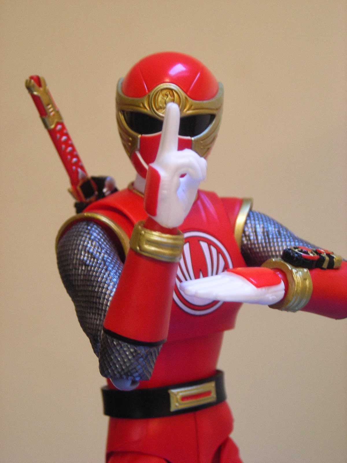 My Shiny Toy Robots: Toybox REVIEW: S.H. Figuarts Hurricane Red