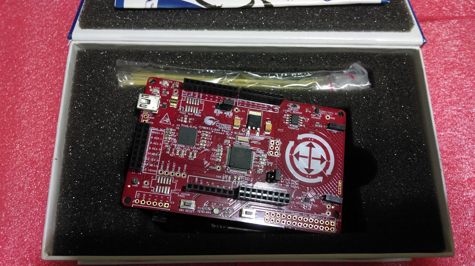 不會喬經理 之 不落格格: Cypress CY8CKIT-044 PSoC 4 M-Series Pioneer Kit 試用