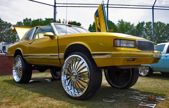 MUSCLE CAR COLLECTION : Big Rims on Cars