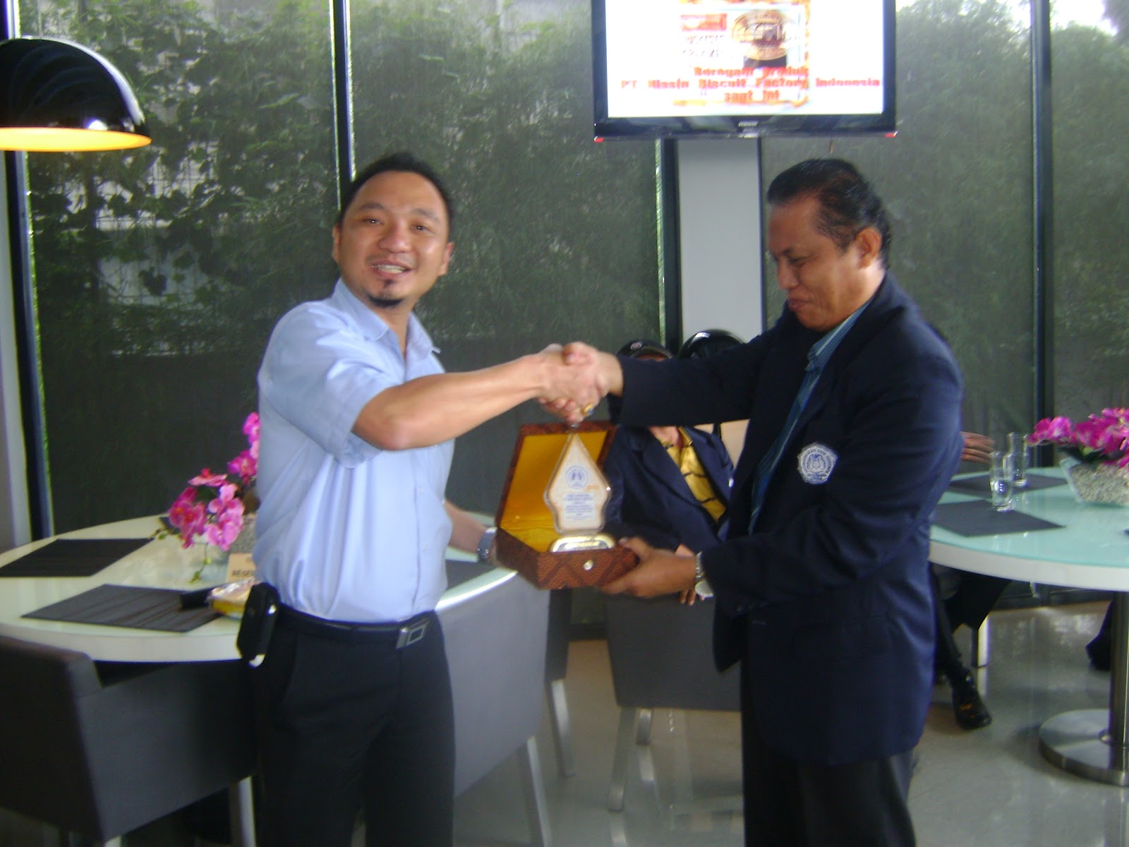 Program Pascasarjana UNIBA Surakarta: Studi Lapangan S2 Ke PT Nissin ...
