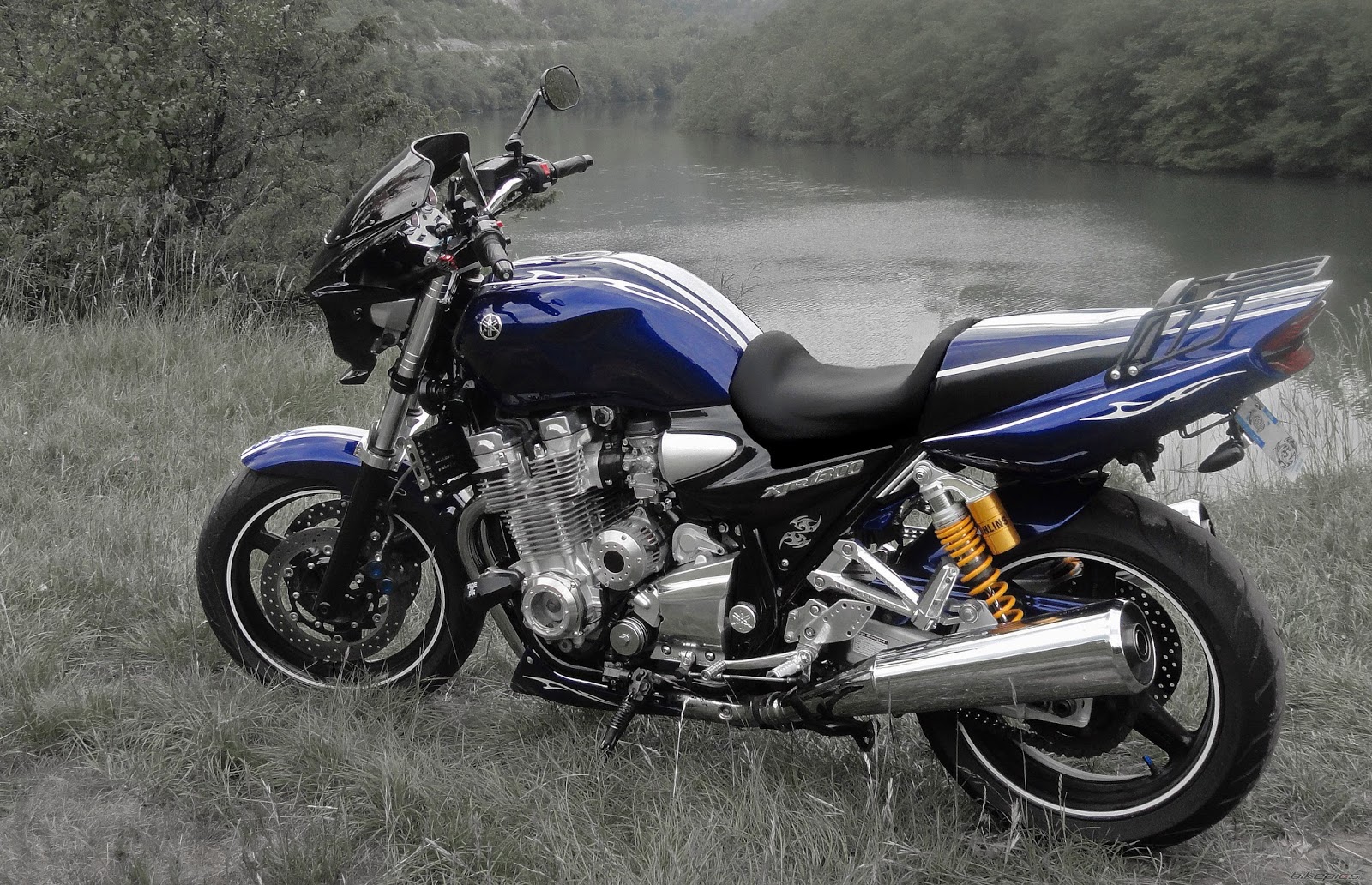 Yamaha XJR 1300 Galaxy blue