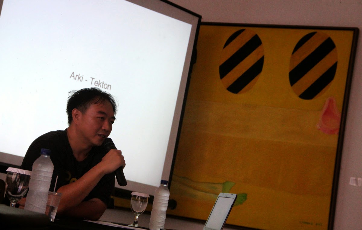 SASTRA-MENYAN: Memandang Arsitektur dari Sudut Pandang Seni