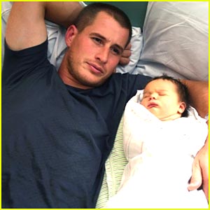 Roswell FM: Canadian Star Fehr: A Family Man