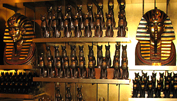 Universal Landing: Sahara Traders