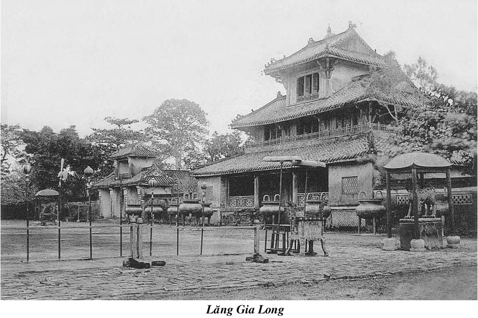 Kho Tàng Của Tôi : Lăng Vua Gia Long