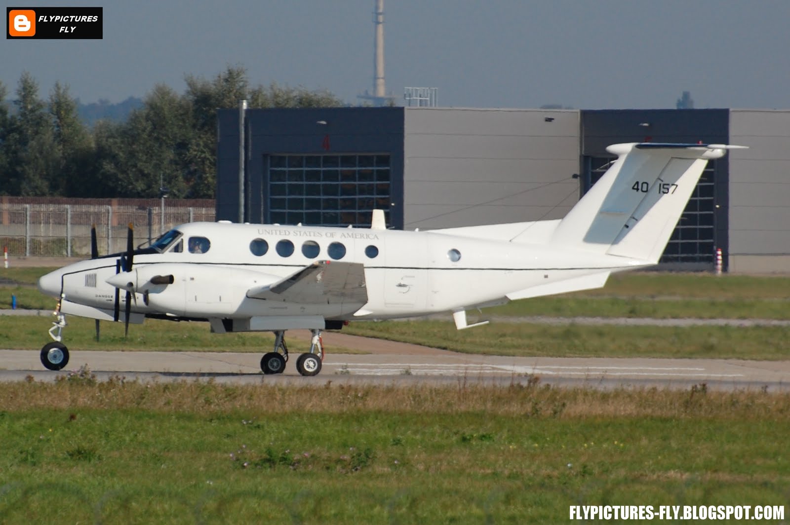 Flypictures: 40157 / Beechcraft C-12D Huron / US Air Force (USAF)