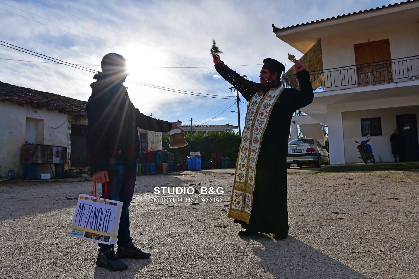 Αργολικός Ποιμήν: Ο ΠΡΩΤΑΓΙΑΣΜΟΣ ΤΩΝ ΘΕΟΦΑΝΕΙΩΝ ΣΤΟ ΝΕΟ ΡΟΕΙΝΟ ΝΑΥΠΛΙΟΥ