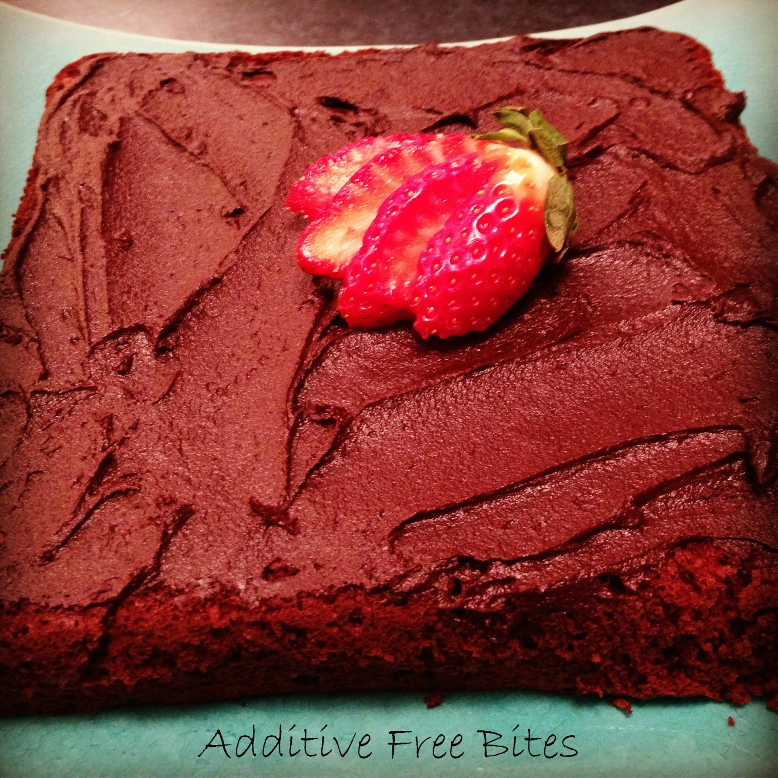 Additive Free Bites: Flourless Chocolate Hazelnut Cake