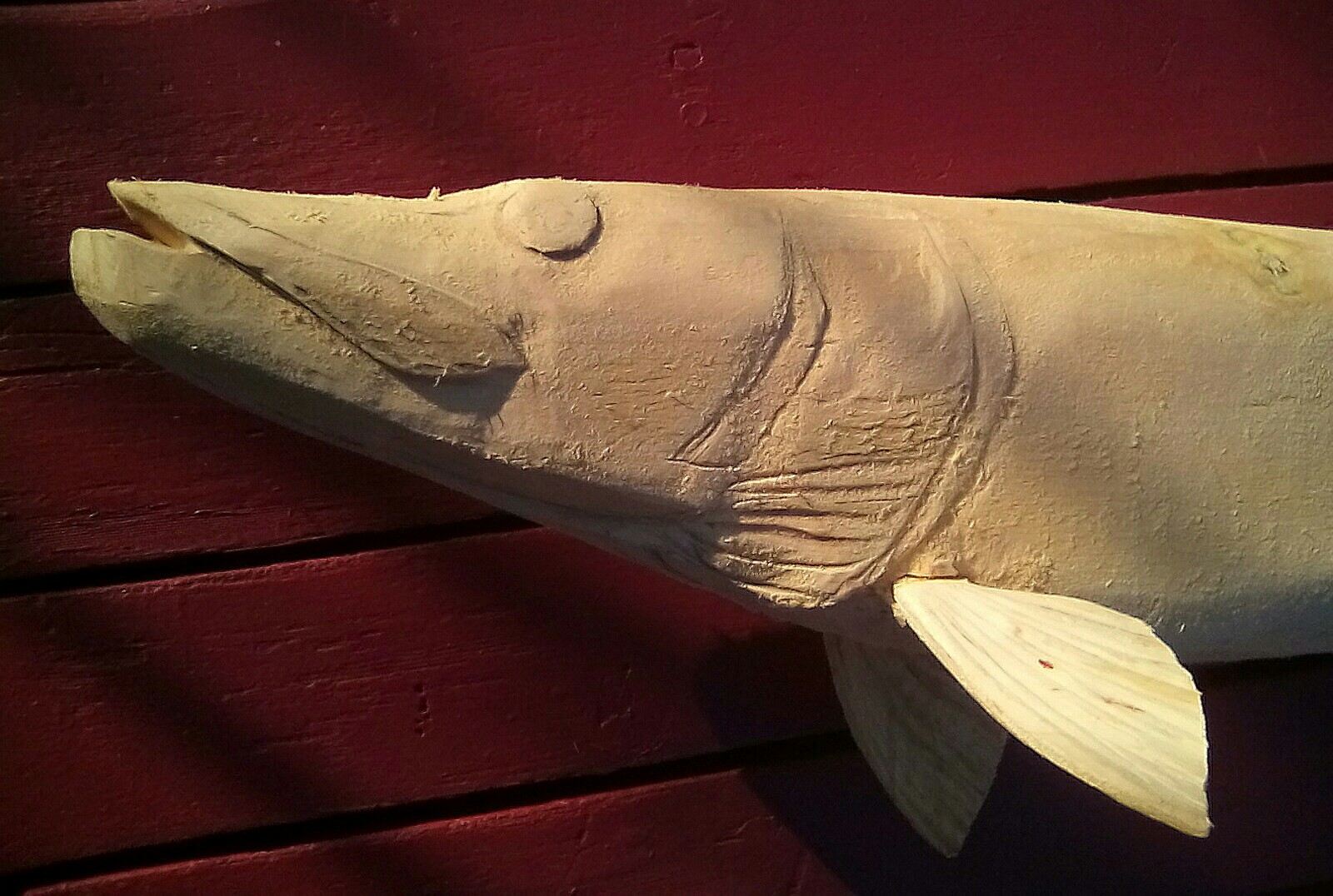 CHARLES WEISS ART: Wood carving muskie in progress