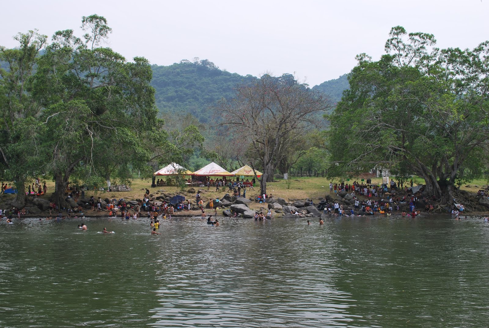 LA NOTICIA DEL HOY Y DEL MAÑANA: VISTA DE LOS RIOS DE TLAPACOYAN EN LOS ...