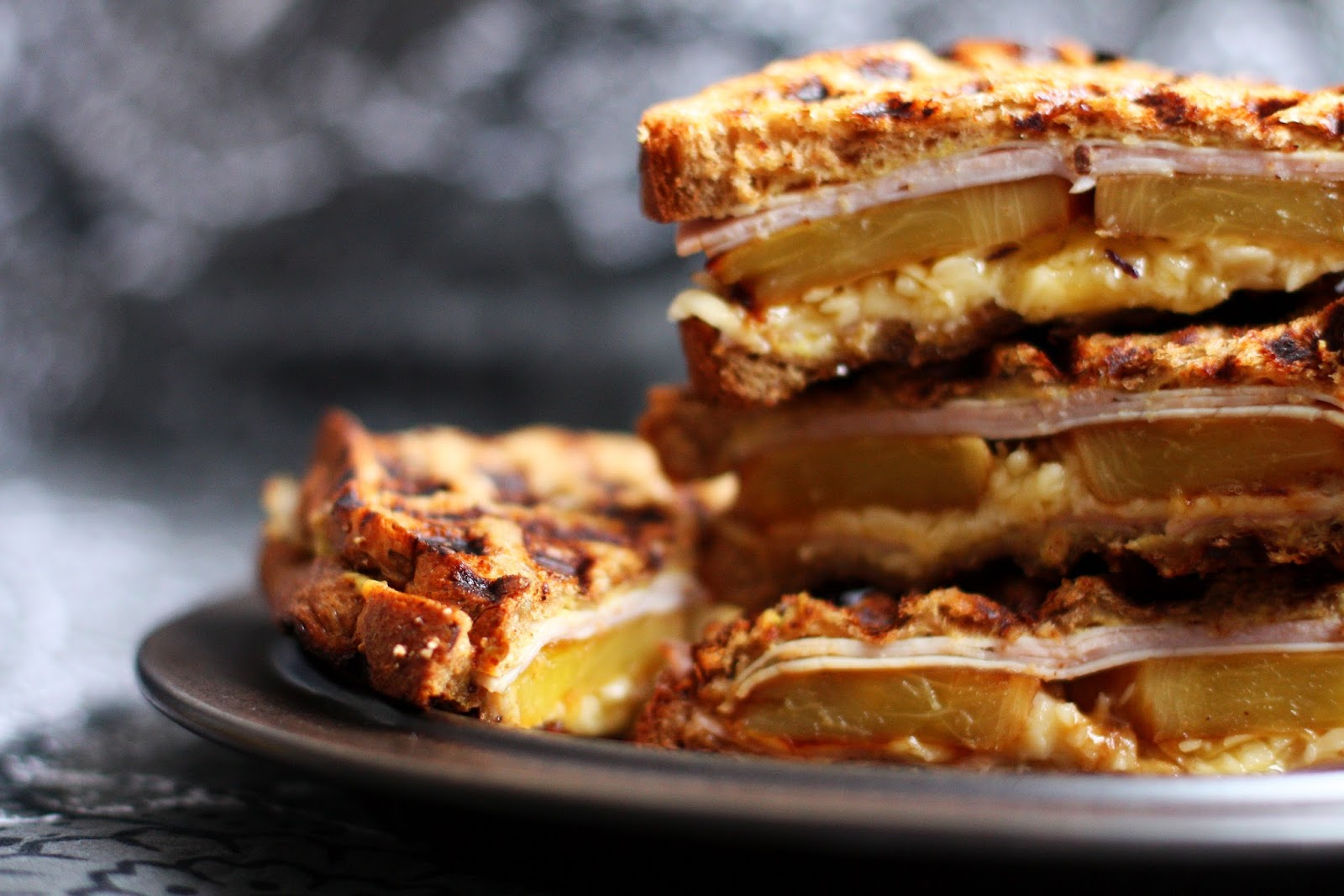 MALLASPULLA: Croque Monsieur matkusti Havaijille