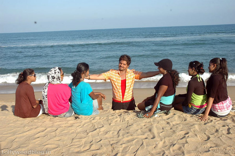 Sooran Tamil Movie Stills, Sooran Movie Photos |Tamil Cinema News ...