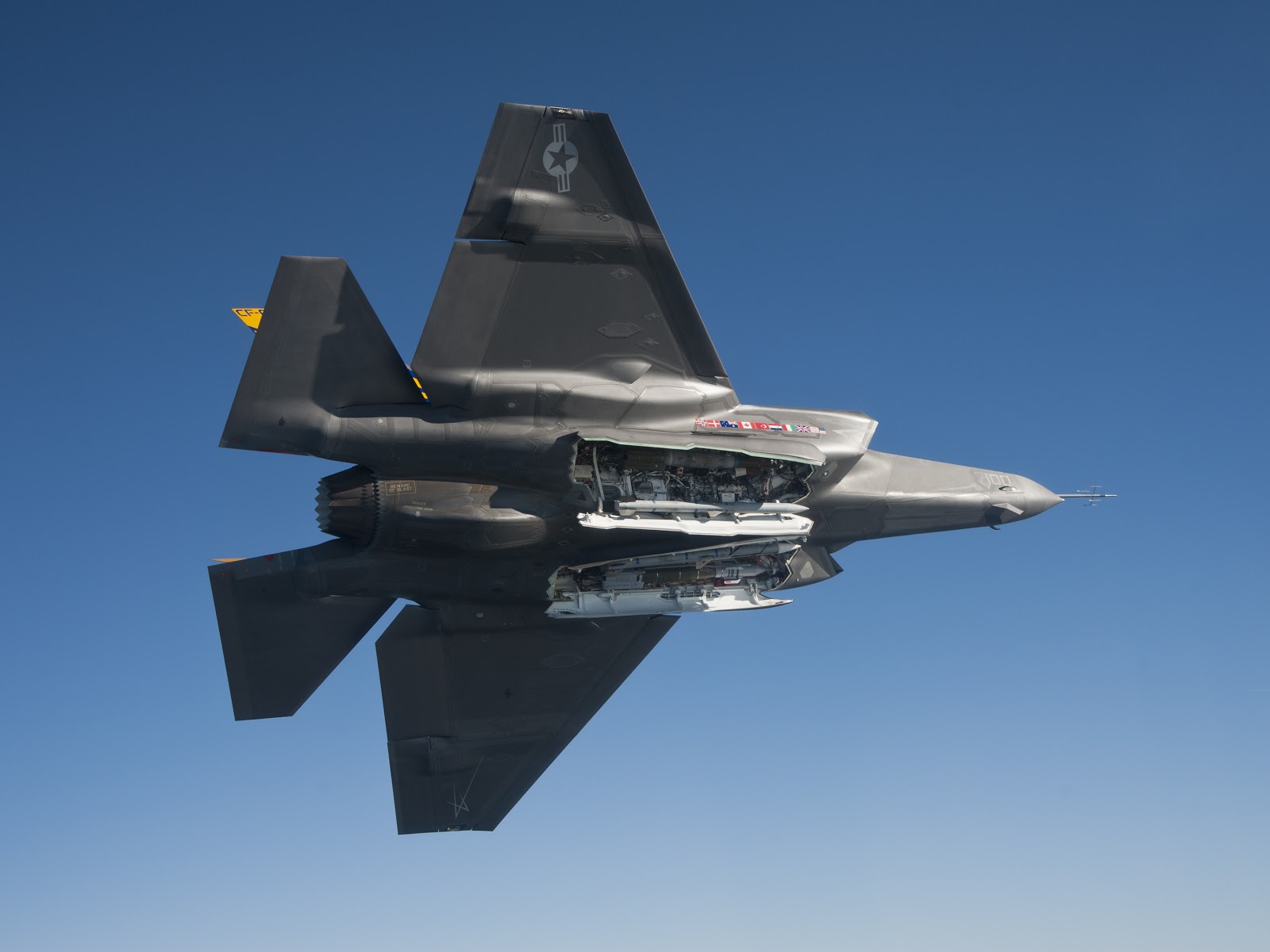 F-35 Weapons Load [internal & external Eglin AFB] - F-35 Armament ...