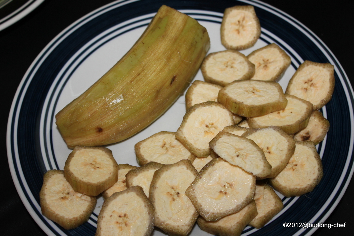 BUDDING CHEF: BALEKAYI/PLANTAIN BONDA