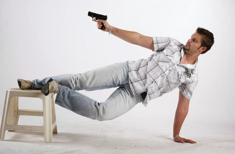 3D human referenses: Midair Pose Mercenary Pistol